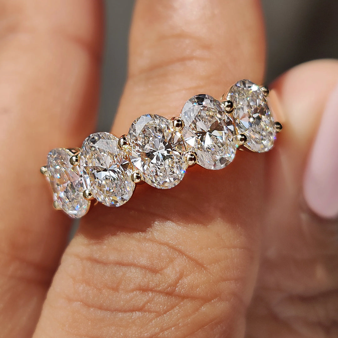 18K Gold Queen Oval Diamond Ring – Bijaar.com